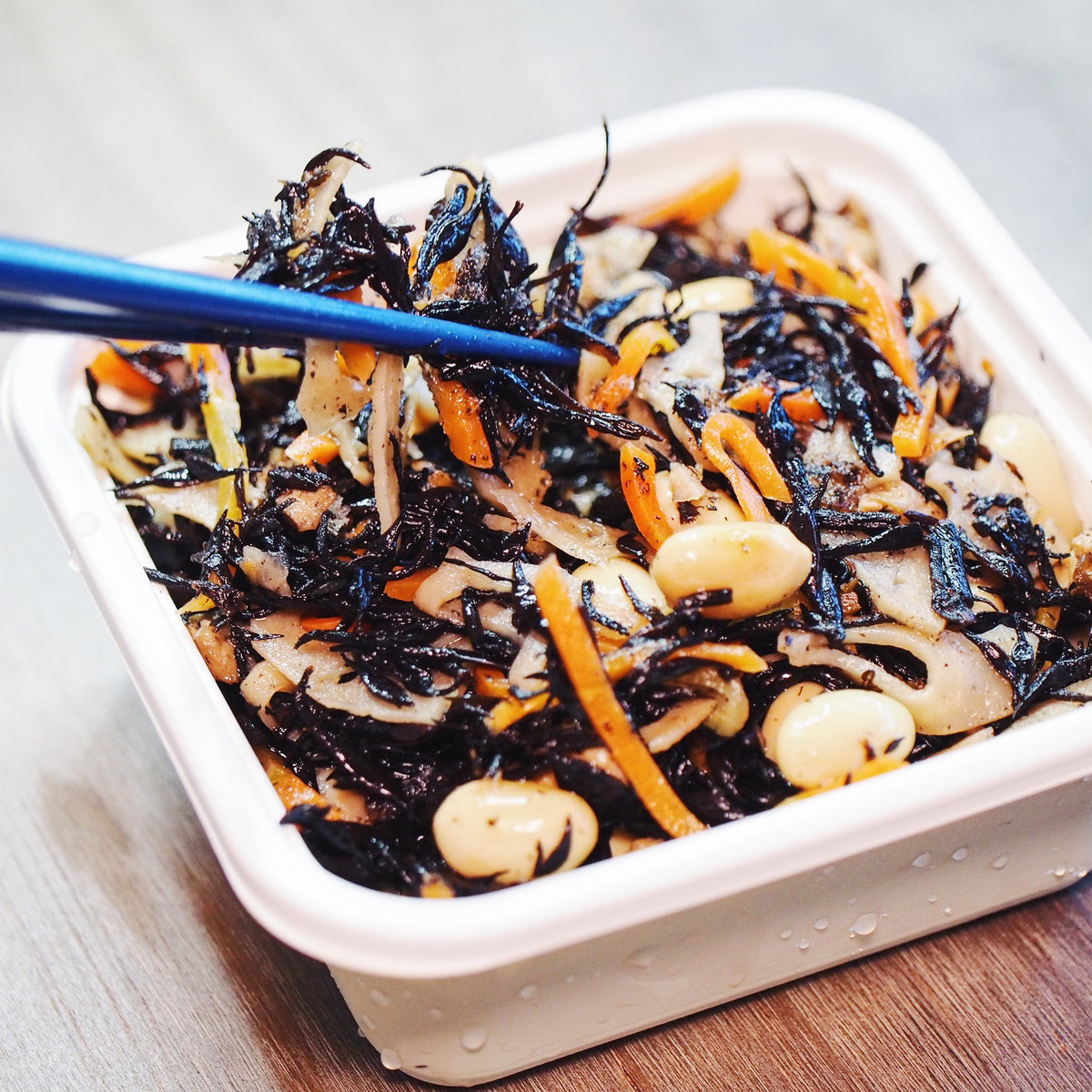 Hijiki Nimono (Ready-to-eat Hijiki Salad) / ひじき煮物 – Zairyo